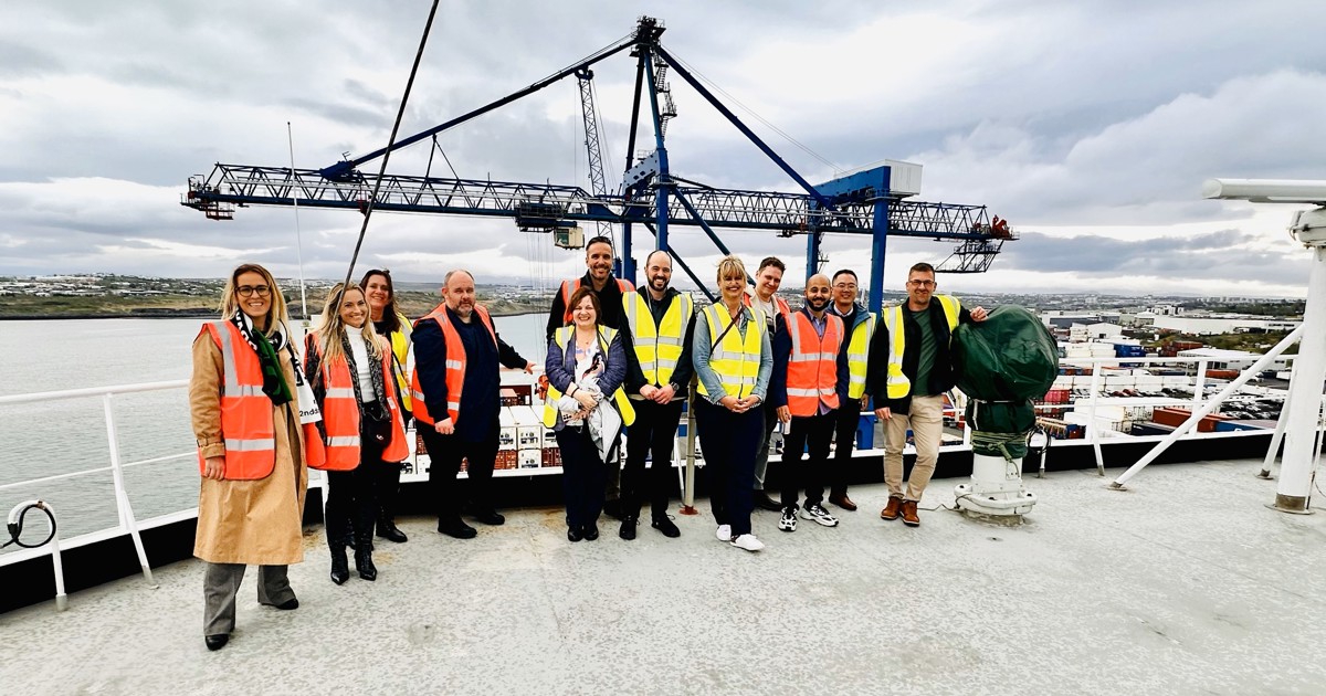 Employees from 11 countries graduate from Eimskip’s Leadership program ...